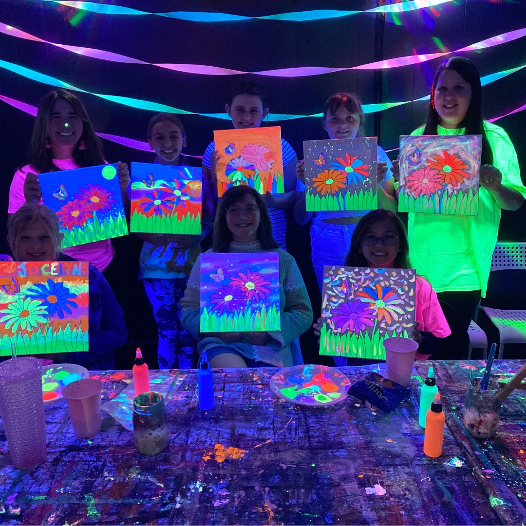 GLOW Party Plus - The Craft Factory